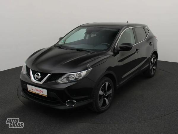 Black Nissan Qashqai 2016 in Vilnius, with an engine capacity of 1.20 L and mileage of 169 thousand km for 9999 €, photo 1 on AUTOMOTO.COM.LV