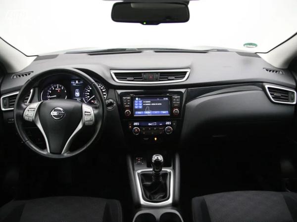 Black Nissan Qashqai 2016 in Vilnius, with an engine capacity of 1.20 L and mileage of 169 thousand km for 9999 €, photo 2 on AUTOMOTO.COM.LV