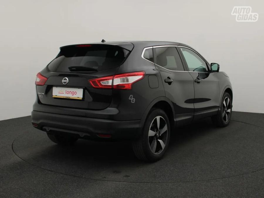 Melns Nissan Qashqai 2016 Viļņa, ar dzinēja tilpumu 1.20 L un nobraukumu 169 tūkst. km par 9999 €, foto 9 vietnē AUTOMOTO.COM.LV