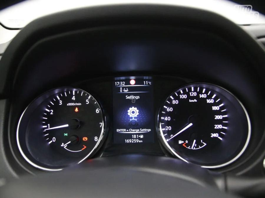 Melns Nissan Qashqai 2016 Viļņa, ar dzinēja tilpumu 1.20 L un nobraukumu 169 tūkst. km par 9999 €, foto 20 vietnē AUTOMOTO.COM.LV