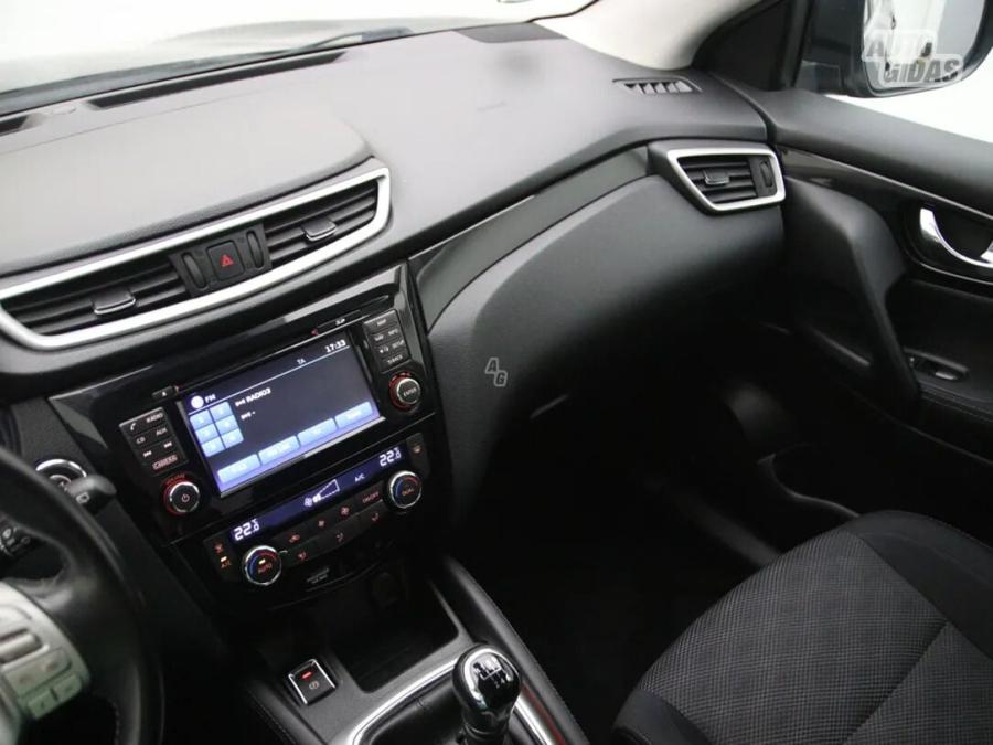Melns Nissan Qashqai 2016 Viļņa, ar dzinēja tilpumu 1.20 L un nobraukumu 169 tūkst. km par 9999 €, foto 22 vietnē AUTOMOTO.COM.LV