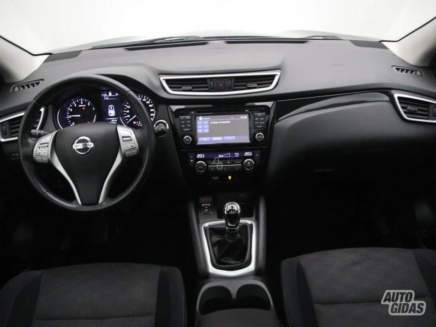 Melns Nissan Qashqai 2016 Viļņa, ar dzinēja tilpumu 1.20 L un nobraukumu 158 tūkst. km par 9799 €, foto 3 vietnē AUTOMOTO.COM.LV