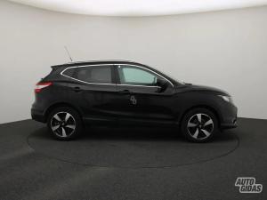Melns Nissan Qashqai 2016 Viļņa, ar dzinēja tilpumu 1.20 L un nobraukumu 158 tūkst. km par 9799 €, foto 10 vietnē AUTOMOTO.COM.LV