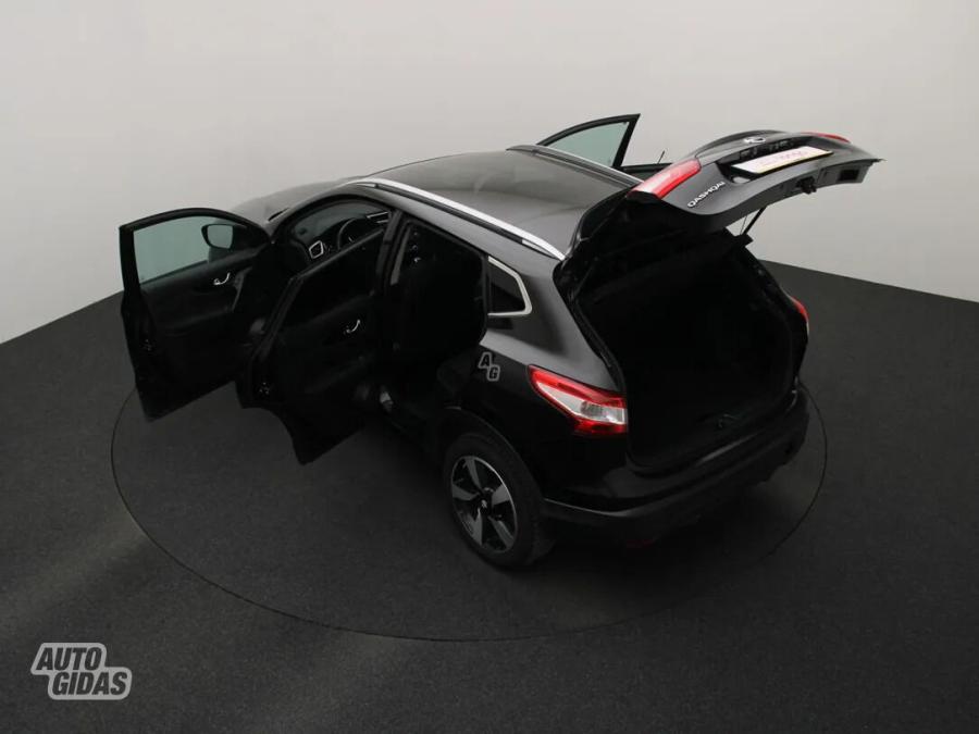 Melns Nissan Qashqai 2016 Viļņa, ar dzinēja tilpumu 1.20 L un nobraukumu 158 tūkst. km par 9799 €, foto 14 vietnē AUTOMOTO.COM.LV