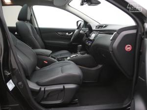 Black Nissan Qashqai 2016 in Vilnius, with an engine capacity of 1.20 L and mileage of 118 thousand km for 12299 €, photo 14 on AUTOMOTO.COM.LV