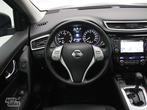Black Nissan Qashqai 2016 in Vilnius, with an engine capacity of 1.20 L and mileage of 118 thousand km for 12299 €, photo 17 on AUTOMOTO.COM.LV