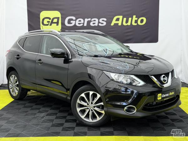 Black Nissan Qashqai 2016 in Avizieniai, with an engine capacity of 1.60 L and mileage of 136 thousand km for 10999 €, photo 3 on AUTOMOTO.COM.LV
