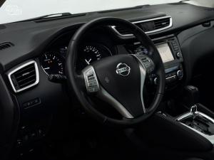 Черный Ниссан Кашкай 2016 в Авиженяй, объемом двигателя 1.60 л и пробегом 136 тыс. км за 10999 €, фото 10 на AUTOMOTO.COM.LV