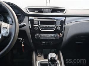 Melns Nissan Qashqai 2016 Rīga, ar dzinēja tilpumu 1.20 L un nobraukumu 131 tūkst. km par 7990 €, foto 10 vietnē AUTOMOTO.COM.LV