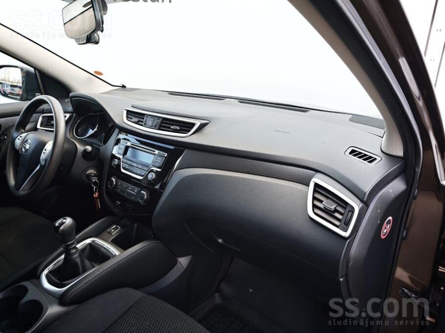 Melns Nissan Qashqai 2016 Rīga, ar dzinēja tilpumu 1.20 L un nobraukumu 131 tūkst. km par 7990 €, foto 15 vietnē AUTOMOTO.COM.LV