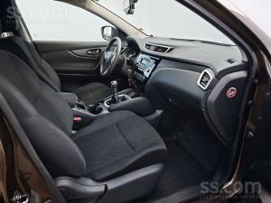 Melns Nissan Qashqai 2016 Rīga, ar dzinēja tilpumu 1.20 L un nobraukumu 131 tūkst. km par 7990 €, foto 16 vietnē AUTOMOTO.COM.LV
