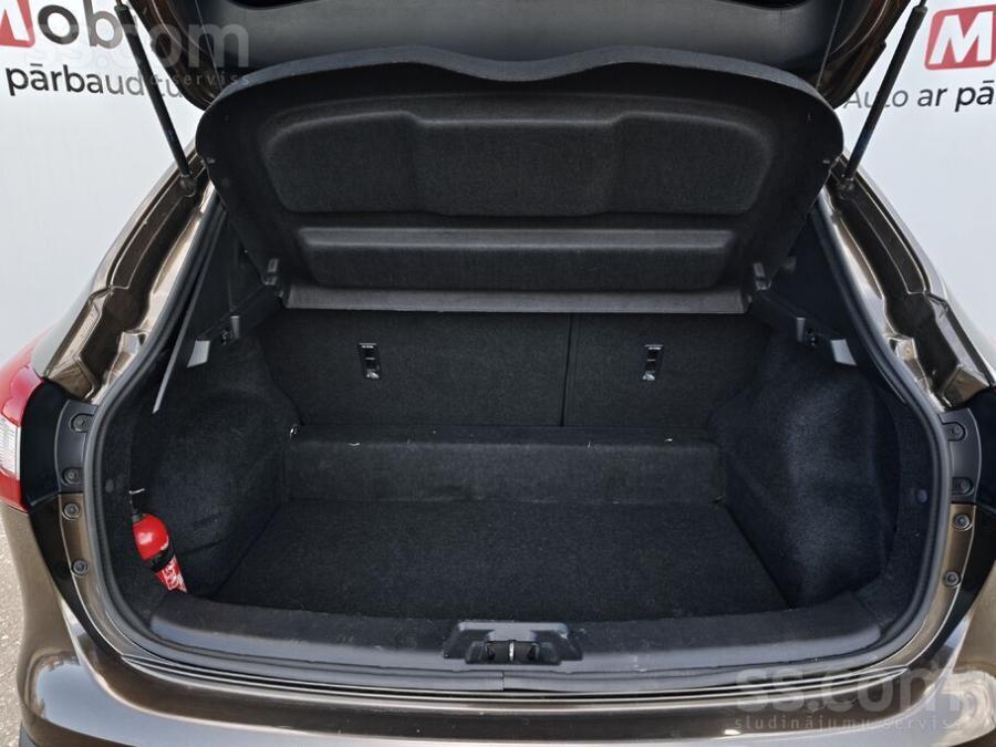 Melns Nissan Qashqai 2016 Rīga, ar dzinēja tilpumu 1.20 L un nobraukumu 131 tūkst. km par 7990 €, foto 18 vietnē AUTOMOTO.COM.LV