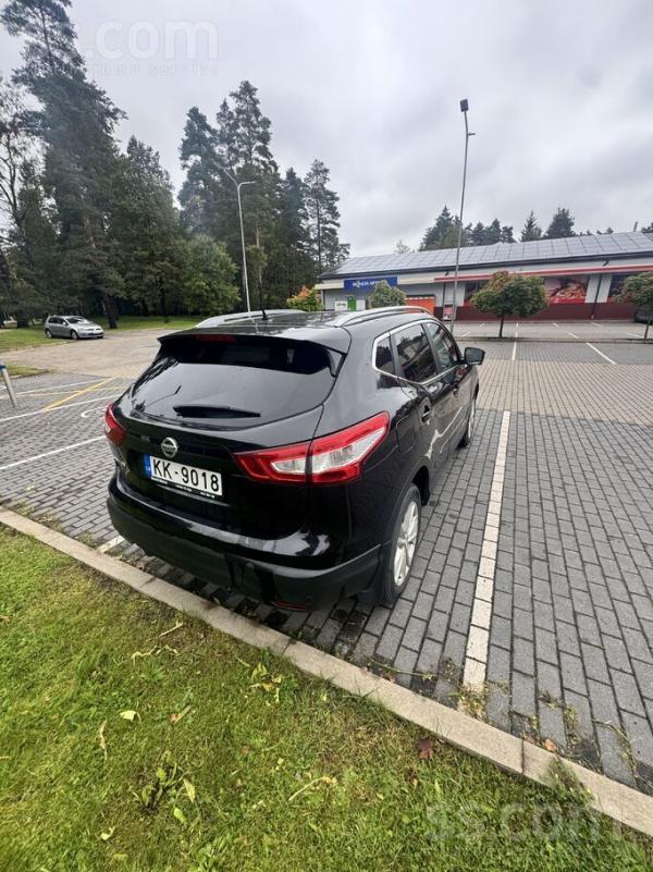 Nissan Qashqai 2016 RÄ«ga vietnÄ Melns Nissan Qashqai 2016 RÄ«ga, ar dzinÄja tilpumu 1.20 L un nobraukumu 98 tÅ«kst. km par 10700 ā¬, foto 11 vietnÄ AUTOMOTO.COM.LV