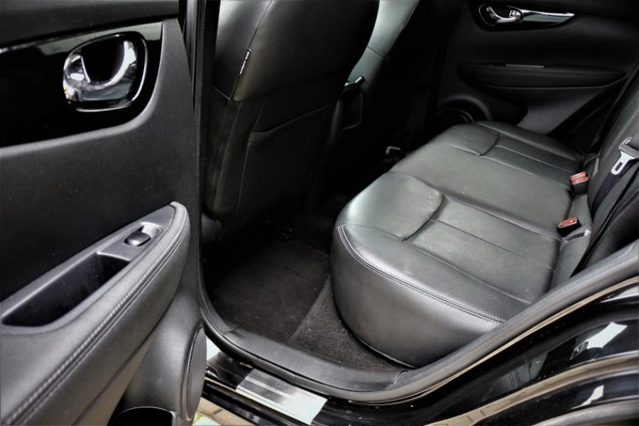 Melns Nissan Qashqai 2016 Rīga, ar dzinēja tilpumu 1.60 L un nobraukumu 172 tūkst. km par 9790 €, foto 12 vietnē AUTOMOTO.COM.LV
