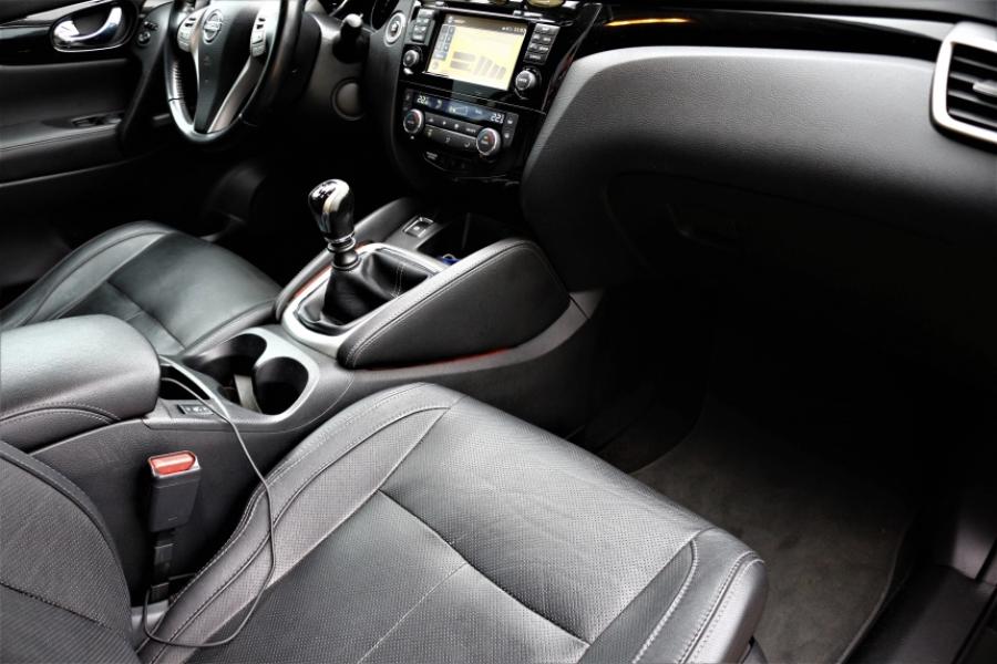 Melns Nissan Qashqai 2016 Rīga, ar dzinēja tilpumu 1.60 L un nobraukumu 172 tūkst. km par 9790 €, foto 15 vietnē AUTOMOTO.COM.LV