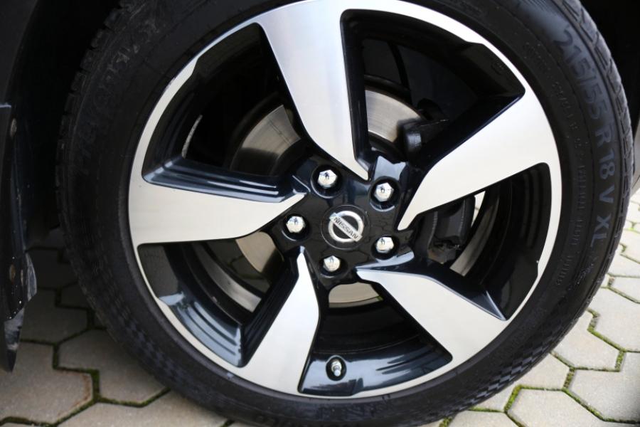 Melns Nissan Qashqai 2016 Rīga, ar dzinēja tilpumu 1.60 L un nobraukumu 172 tūkst. km par 9790 €, foto 16 vietnē AUTOMOTO.COM.LV