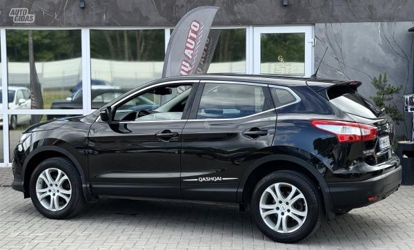 Black Nissan Qashqai 2016 in Radviliskis, with an engine capacity of 1.20 L and mileage of 137 thousand km for 7950 €, photo 8 on AUTOMOTO.COM.LV