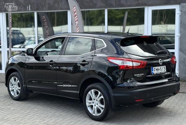 Black Nissan Qashqai 2016 in Radviliskis, with an engine capacity of 1.20 L and mileage of 137 thousand km for 7950 €, photo 10 on AUTOMOTO.COM.LV
