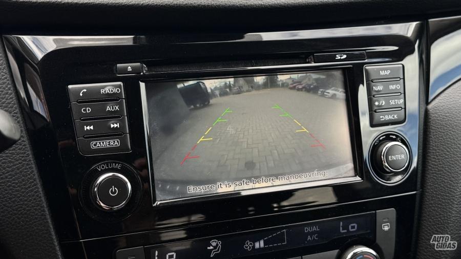 Melns Nissan Qashqai 2016 Radviliškis, ar dzinēja tilpumu 1.20 L un nobraukumu 137 tūkst. km par 7950 €, foto 22 vietnē AUTOMOTO.COM.LV