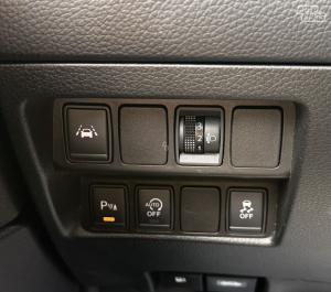Melns Nissan Qashqai 2016 Radviliškis, ar dzinēja tilpumu 1.20 L un nobraukumu 137 tūkst. km par 7950 €, foto 25 vietnē AUTOMOTO.COM.LV