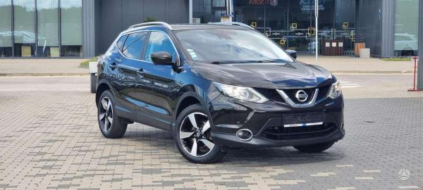 Melns Nissan Qashqai 2016 Šauļi, ar dzinēja tilpumu 1.50 L un nobraukumu 198 tūkst. km par 8600 €, foto 1 vietnē AUTOMOTO.COM.LV
