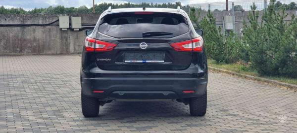 Melns Nissan Qashqai 2016 Šauļi, ar dzinēja tilpumu 1.50 L un nobraukumu 198 tūkst. km par 8600 €, foto 7 vietnē AUTOMOTO.COM.LV