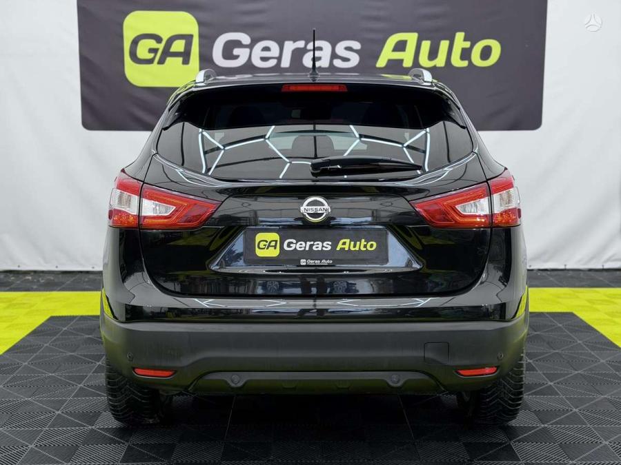 Melns Nissan Qashqai 2016 Viļņa, ar dzinēja tilpumu 1.60 L un nobraukumu 136 tūkst. km par 10200 €, foto 6 vietnē AUTOMOTO.COM.LV