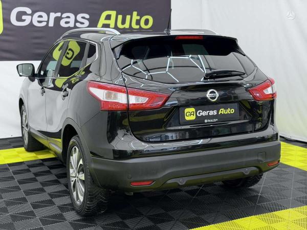 Melns Nissan Qashqai 2016 Viļņa, ar dzinēja tilpumu 1.60 L un nobraukumu 136 tūkst. km par 10200 €, foto 6 vietnē AUTOMOTO.COM.LV