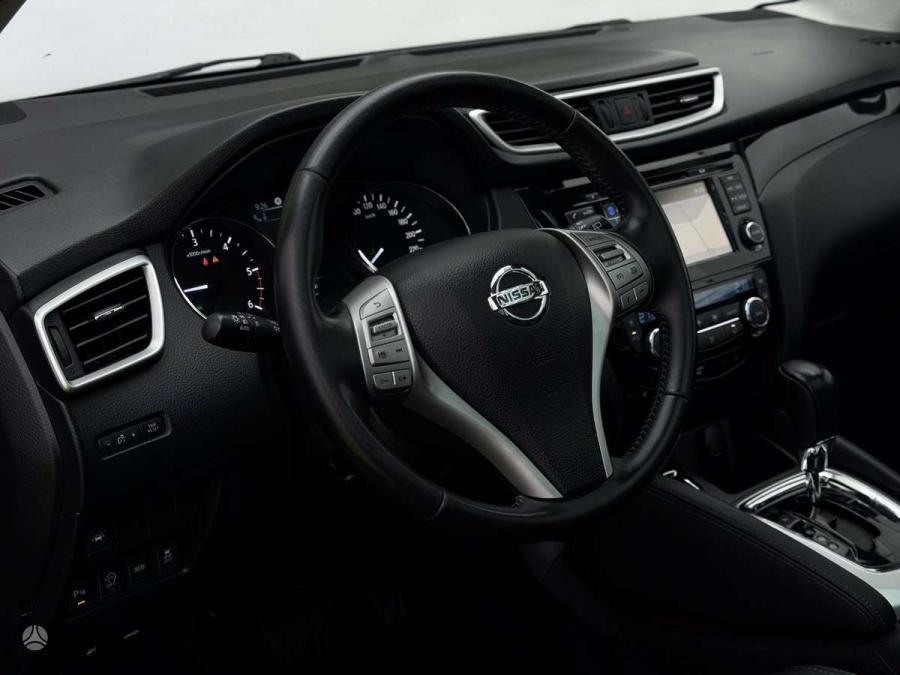 Melns Nissan Qashqai 2016 Viļņa, ar dzinēja tilpumu 1.60 L un nobraukumu 136 tūkst. km par 10200 €, foto 10 vietnē AUTOMOTO.COM.LV