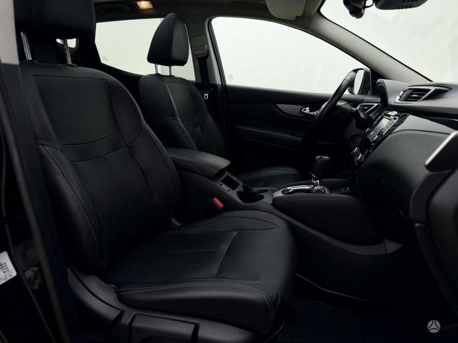 Melns Nissan Qashqai 2016 Viļņa, ar dzinēja tilpumu 1.60 L un nobraukumu 136 tūkst. km par 10200 €, foto 15 vietnē AUTOMOTO.COM.LV