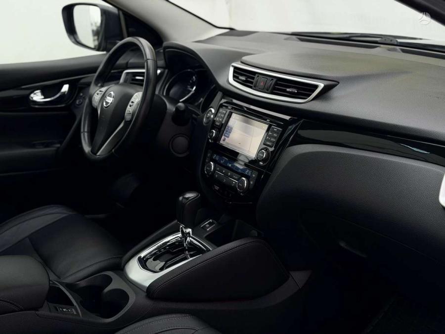 Melns Nissan Qashqai 2016 Viļņa, ar dzinēja tilpumu 1.60 L un nobraukumu 136 tūkst. km par 10200 €, foto 16 vietnē AUTOMOTO.COM.LV