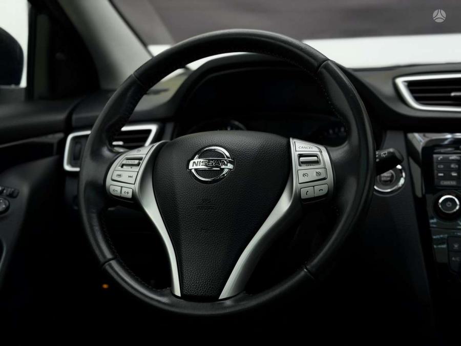 Melns Nissan Qashqai 2016 Viļņa, ar dzinēja tilpumu 1.60 L un nobraukumu 136 tūkst. km par 10200 €, foto 19 vietnē AUTOMOTO.COM.LV