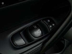 Melns Nissan Qashqai 2016 Viļņa, ar dzinēja tilpumu 1.60 L un nobraukumu 136 tūkst. km par 10200 €, foto 21 vietnē AUTOMOTO.COM.LV