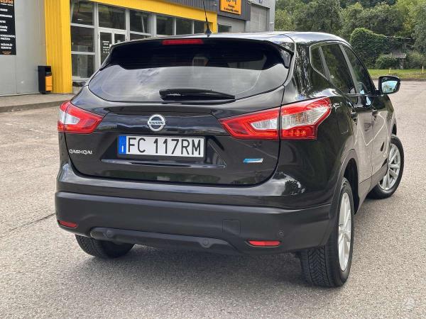 Melns Nissan Qashqai 2016 Jonava, ar dzinēja tilpumu 1.46 L un nobraukumu 143 tūkst. km par 8250 €, foto 10 vietnē AUTOMOTO.COM.LV