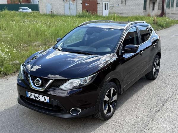 Melns Nissan Qashqai 2016 Alīta, ar dzinēja tilpumu 1.20 L un nobraukumu 87 tūkst. km par 7900 €, foto 1 vietnē AUTOMOTO.COM.LV