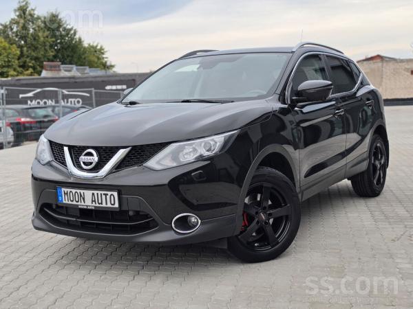 Black Nissan Qashqai 2016 in Liepaja, with an engine capacity of 1.20 L and mileage of 82 thousand km for 8500 €, photo 1 on AUTOMOTO.COM.LV