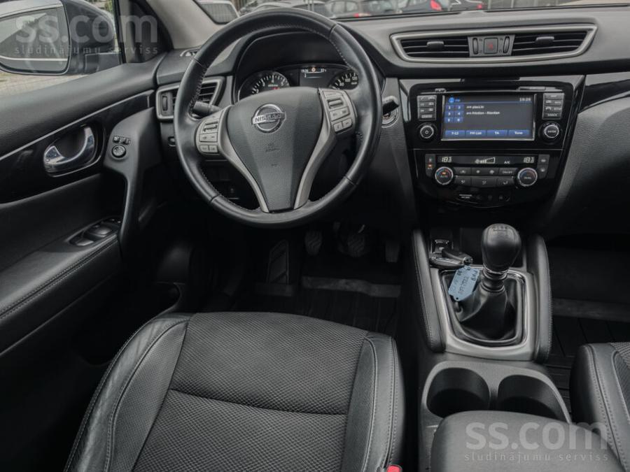 Melns Nissan Qashqai 2016 Liepāja, ar dzinēja tilpumu 1.20 L un nobraukumu 82 tūkst. km par 8500 €, foto 12 vietnē AUTOMOTO.COM.LV
