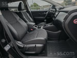 Melns Nissan Qashqai 2016 Liepāja, ar dzinēja tilpumu 1.20 L un nobraukumu 82 tūkst. km par 8500 €, foto 15 vietnē AUTOMOTO.COM.LV
