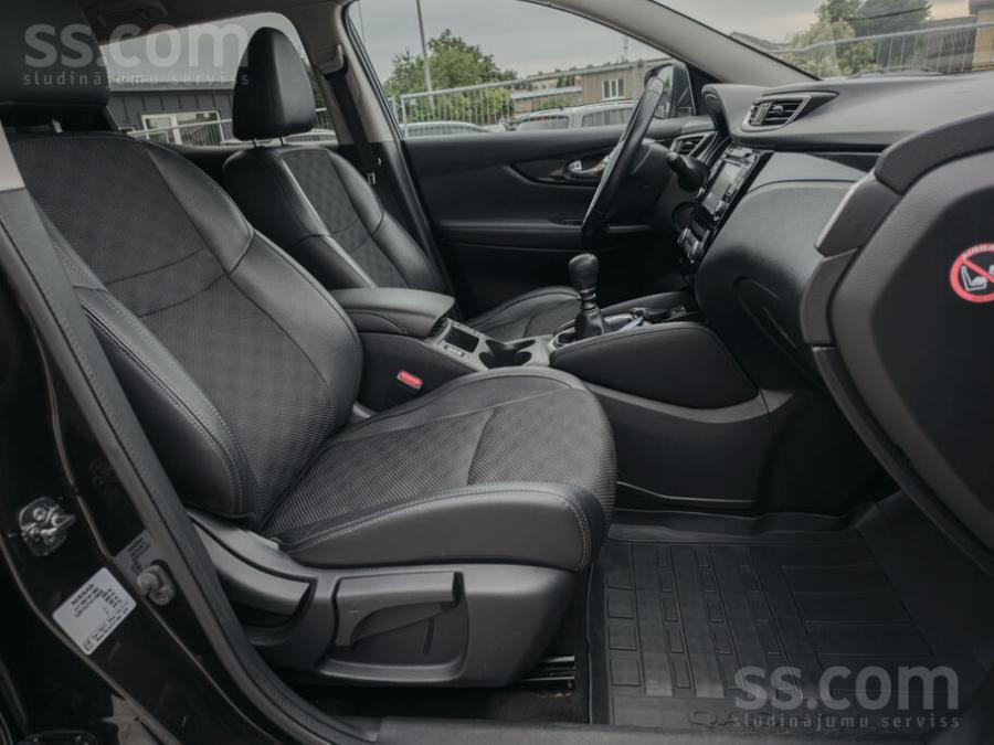Melns Nissan Qashqai 2016 Liepāja, ar dzinēja tilpumu 1.20 L un nobraukumu 82 tūkst. km par 8500 €, foto 15 vietnē AUTOMOTO.COM.LV