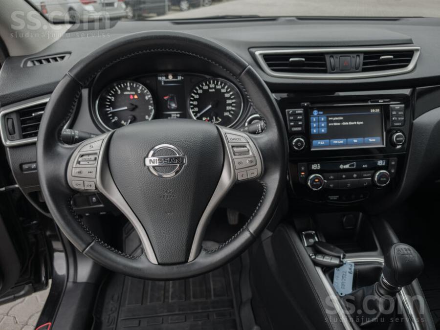 Melns Nissan Qashqai 2016 Liepāja, ar dzinēja tilpumu 1.20 L un nobraukumu 82 tūkst. km par 8500 €, foto 18 vietnē AUTOMOTO.COM.LV