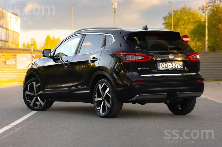 Melns Nissan Qashqai 2017 Jelgava, ar dzinēja tilpumu 1.20 L un nobraukumu 0 tūkst. km par 5900 €, foto 5 vietnē AUTOMOTO.COM.LV