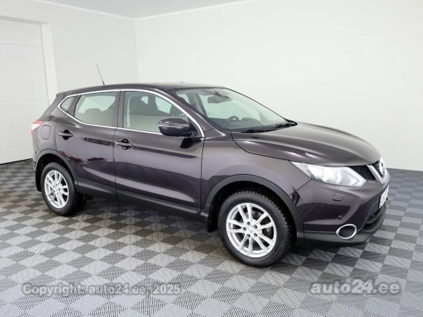 Black Nissan Qashqai 2017 in Tallinn, with an engine capacity of 1.20 L and mileage of 106 thousand km for 5499 €, photo 1 on AUTOMOTO.COM.LV