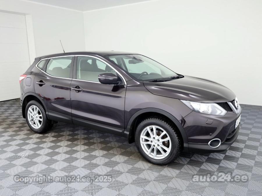 Black Nissan Qashqai 2017 in Tallinn, with an engine capacity of 1.20 L and mileage of 106 thousand km for 5499 €, photo 1 on AUTOMOTO.COM.LV