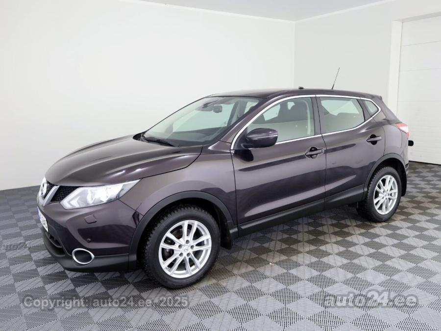 Black Nissan Qashqai 2017 in Tallinn, with an engine capacity of 1.20 L and mileage of 106 thousand km for 5499 €, photo 2 on AUTOMOTO.COM.LV