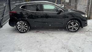 Black Nissan Qashqai 2017 in Jonava, with an engine capacity of 1.46 L and mileage of 148 thousand km for 7999 €, photo 16 on AUTOMOTO.COM.LV