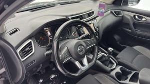 Black Nissan Qashqai 2017 in Jonava, with an engine capacity of 1.46 L and mileage of 148 thousand km for 7999 €, photo 21 on AUTOMOTO.COM.LV