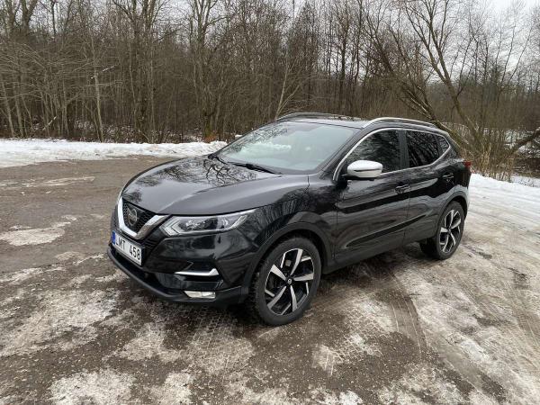Melns Nissan Qashqai 2017 Telšiai, ar dzinēja tilpumu 1.60 L un nobraukumu 243 tūkst. km par 10499 €, foto 2 vietnē AUTOMOTO.COM.LV