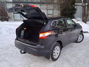 Black Nissan Qashqai 2017 in Vilnius, with an engine capacity of 1.20 L and mileage of 132 thousand km for 7300 €, photo 30 on AUTOMOTO.COM.LV