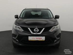 Black Nissan Qashqai 2017 in Vilnius, with an engine capacity of 1.20 L and mileage of 146 thousand km for 11599 €, photo 4 on AUTOMOTO.COM.LV