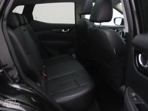 Black Nissan Qashqai 2017 in Vilnius, with an engine capacity of 1.20 L and mileage of 146 thousand km for 11599 €, photo 16 on AUTOMOTO.COM.LV
